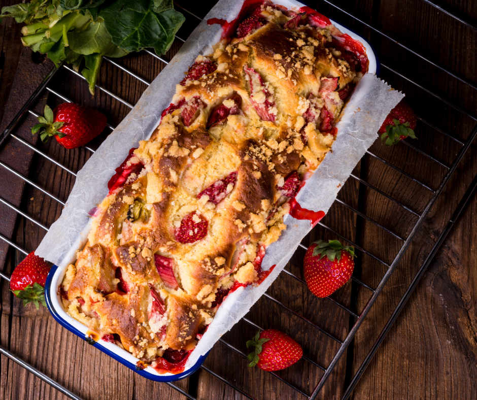 Pecivo z jagodami in rabarbaro • Recepti Over Net